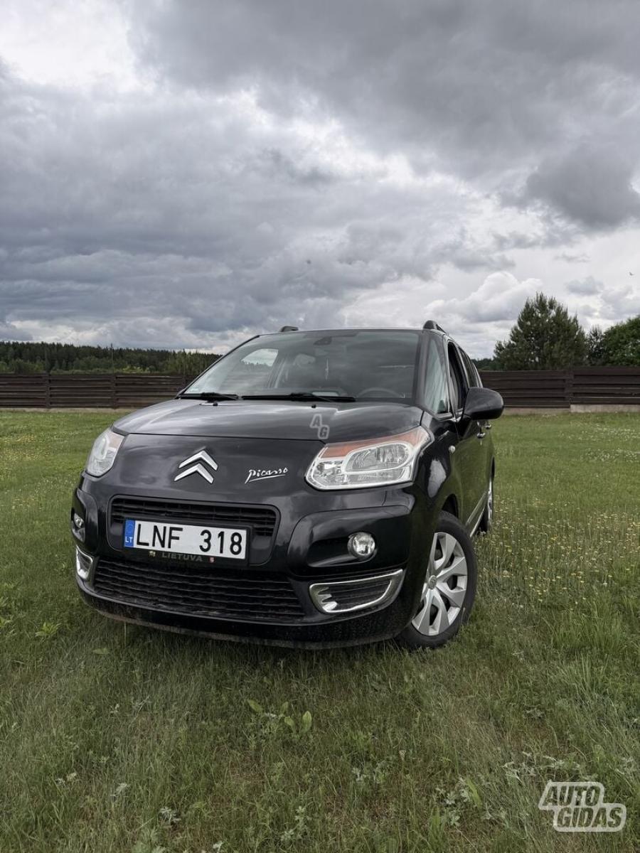 Citroen c3-picasso 2010 Viļņa, ar dzinēja tilpumu 1.40 L un nobraukumu 180 tūkst. km par 1300 €, foto 1 vietnē AUTOMOTO.COM.LV