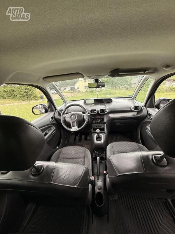 Citroen c3-picasso 2010 Viļņa, ar dzinēja tilpumu 1.40 L un nobraukumu 180 tūkst. km par 1300 €, foto 6 vietnē AUTOMOTO.COM.LV