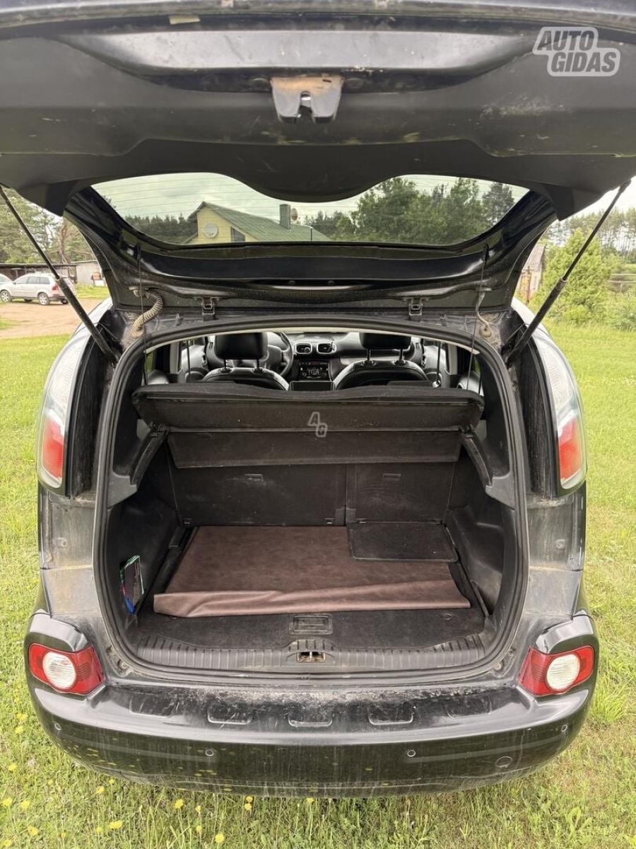Citroen c3-picasso 2010 Viļņa, ar dzinēja tilpumu 1.40 L un nobraukumu 180 tūkst. km par 1300 €, foto 10 vietnē AUTOMOTO.COM.LV