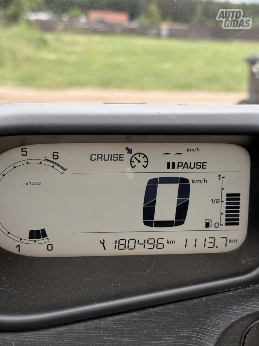 Citroen c3-picasso 2010 Viļņa, ar dzinēja tilpumu 1.40 L un nobraukumu 180 tūkst. km par 1300 €, foto 12 vietnē AUTOMOTO.COM.LV