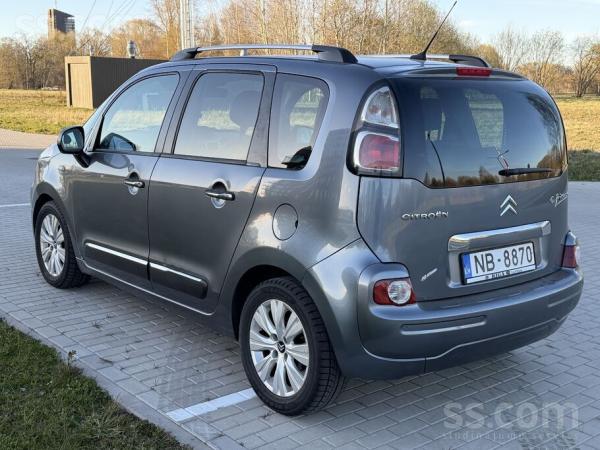 Citroen c3-picasso 2011 Rīga, ar dzinēja tilpumu 1.60 L un nobraukumu 221 tūkst. km par 2500 €, foto 4 vietnē AUTOMOTO.COM.LV