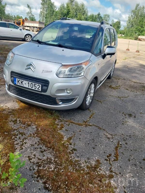 Citroen c3-picasso 2009 Daugavpils, ar dzinēja tilpumu 1.40 L un nobraukumu 196 tūkst. km par 2750 €, foto 2 vietnē AUTOMOTO.COM.LV