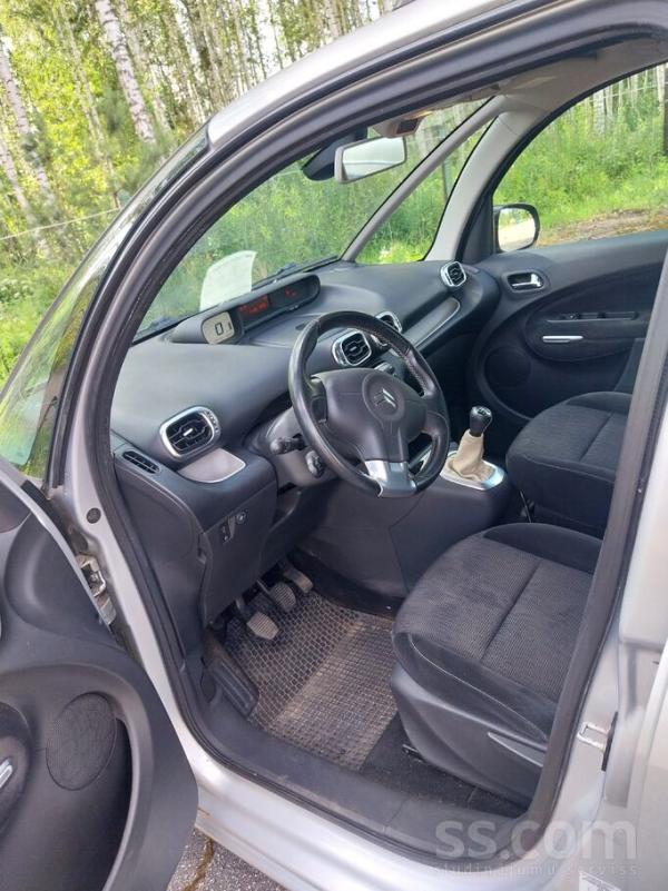 Citroen c3-picasso 2009 Daugavpils, ar dzinēja tilpumu 1.40 L un nobraukumu 196 tūkst. km par 2750 €, foto 7 vietnē AUTOMOTO.COM.LV