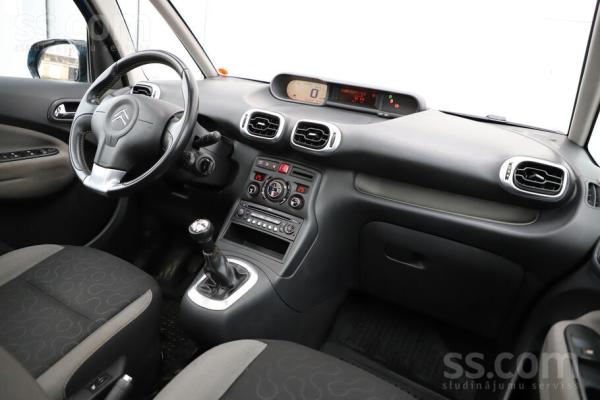 Citroen c3-picasso 2010 Tukums, ar dzinēja tilpumu 1.40 L un nobraukumu 267 tūkst. km par 2590 €, foto 7 vietnē AUTOMOTO.COM.LV