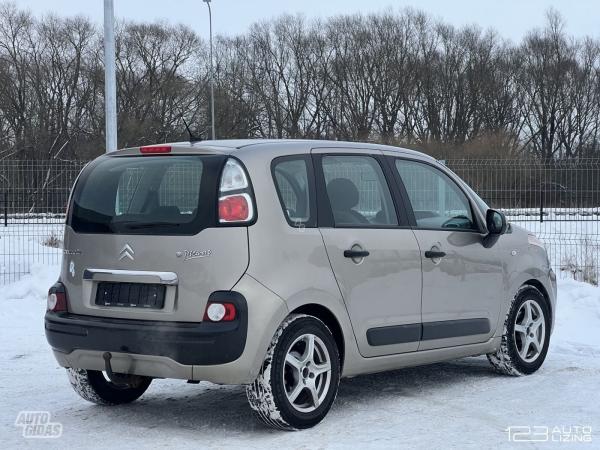 Citroen c3-picasso 2010 in Taurage, with an engine capacity of 1.60 L and mileage of 307 thousand km for 2900 €, photo 6 on AUTOMOTO.COM.LV