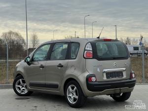 Citroen c3-picasso 2010 in Taurage, with an engine capacity of 1.60 L and mileage of 307 thousand km for 2900 €, photo 6 on AUTOMOTO.COM.LV