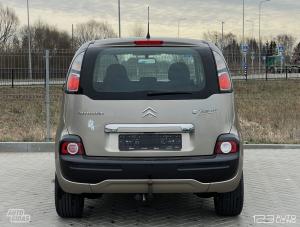 Citroen c3-picasso 2010 in Taurage, with an engine capacity of 1.60 L and mileage of 307 thousand km for 2900 €, photo 9 on AUTOMOTO.COM.LV