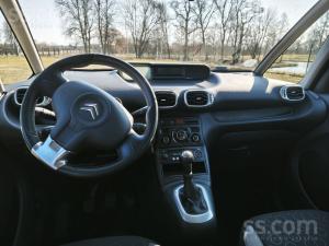 Citroen c3-picasso 2010 Kuldīga, ar dzinēja tilpumu 1.60 L un nobraukumu 241 tūkst. km par 4000 €, foto 14 vietnē AUTOMOTO.COM.LV