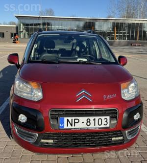 Red Citroen c3-picasso 2009 in Talsi, with an engine capacity of 1.40 L and mileage of 176 thousand km for 1600 €, photo 3 on AUTOMOTO.COM.LV