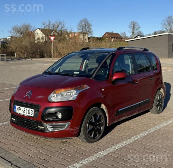 Sarkans Citroen c3-picasso 2009 Talsi, ar dzinēja tilpumu 1.40 L un nobraukumu 176 tūkst. km par 1600 €, foto 4 vietnē AUTOMOTO.COM.LV