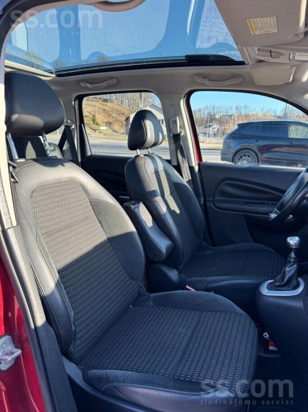 Sarkans Citroen c3-picasso 2009 Talsi, ar dzinēja tilpumu 1.40 L un nobraukumu 176 tūkst. km par 1600 €, foto 9 vietnē AUTOMOTO.COM.LV