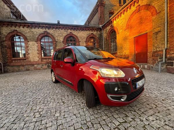 Sarkans Citroen c3-picasso 2011 Ventspils, ar dzinēja tilpumu 1.60 L un nobraukumu 164 tūkst. km par 3500 €, foto 3 vietnē AUTOMOTO.COM.LV