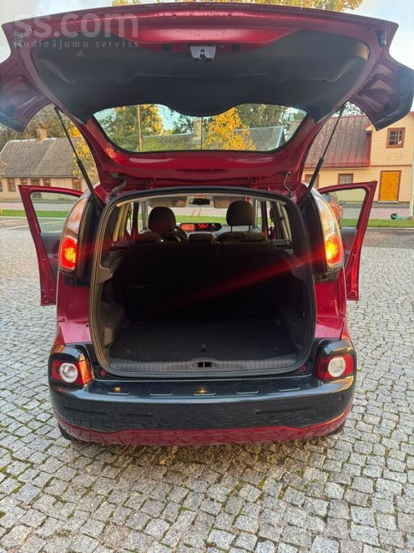 Sarkans Citroen c3-picasso 2011 Ventspils, ar dzinēja tilpumu 1.60 L un nobraukumu 164 tūkst. km par 3500 €, foto 9 vietnē AUTOMOTO.COM.LV