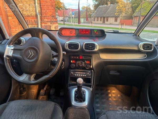 Sarkans Citroen c3-picasso 2011 Ventspils, ar dzinēja tilpumu 1.60 L un nobraukumu 164 tūkst. km par 3500 €, foto 10 vietnē AUTOMOTO.COM.LV