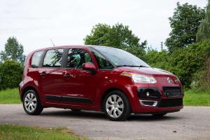 Red Citroen c3-picasso 2012 in Marijampole, with an engine capacity of 1.56 L and mileage of 296 thousand km for 3100 €, photo 9 on AUTOMOTO.COM.LV