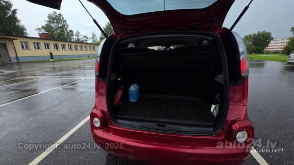 Sarkans Citroen c3-picasso 2010 Kohtla-Jerve, ar dzinēja tilpumu 1.60 L un nobraukumu 193 tūkst. km par 2250 €, foto 7 vietnē AUTOMOTO.COM.LV