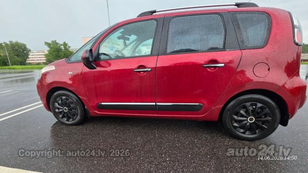 Sarkans Citroen c3-picasso 2010 Kohtla-Jerve, ar dzinēja tilpumu 1.60 L un nobraukumu 193 tūkst. km par 2250 €, foto 9 vietnē AUTOMOTO.COM.LV