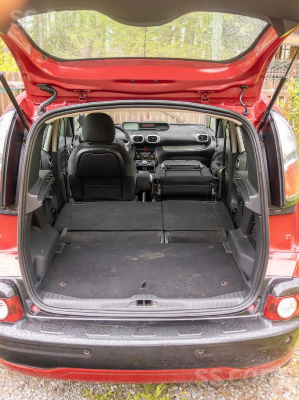 Sarkans Citroen c3-picasso 2011 Jūrmala, ar dzinēja tilpumu 1.60 L un nobraukumu 154 tūkst. km par 2550 €, foto 9 vietnē AUTOMOTO.COM.LV