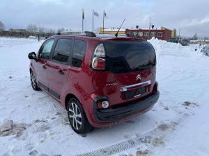 Red Citroen c3-picasso 2014 in Telschi, with an engine capacity of 1.56 L and mileage of 246 thousand km for 4300 €, photo 5 on AUTOMOTO.COM.LV