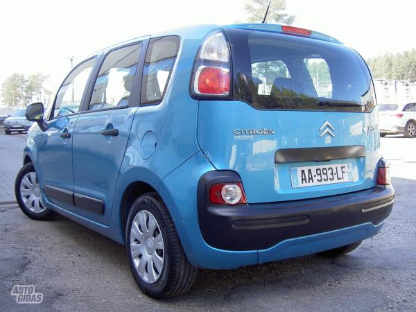 Violet Citroen c3-picasso 2009 in Vilnius, with an engine capacity of 1.40 L and mileage of 144 thousand km for 2599 €, photo 7 on AUTOMOTO.COM.LV