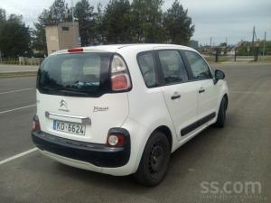 White Citroen c3-picasso 2013 in Kraslava, with an engine capacity of 1.60 L and mileage of 276 thousand km for 3000 €, photo 4 on AUTOMOTO.COM.LV