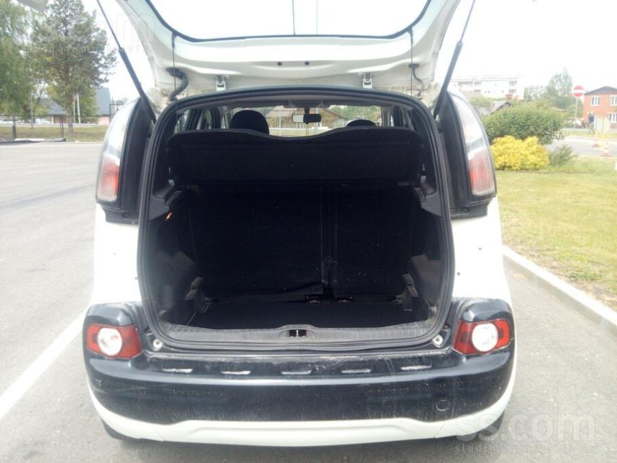 White Citroen c3-picasso 2013 in Kraslava, with an engine capacity of 1.60 L and mileage of 276 thousand km for 3000 €, photo 7 on AUTOMOTO.COM.LV