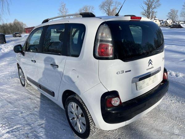 Balts Citroen c3-picasso 2017 Tauragė, ar dzinēja tilpumu 1.60 L un nobraukumu 326 tūkst. km par 4300 €, foto 3 vietnē AUTOMOTO.COM.LV