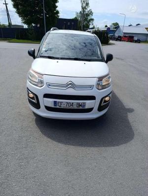 Balts Citroen c3-picasso 2016 Tauragė, ar dzinēja tilpumu 1.56 L un nobraukumu 245 tūkst. km par 3100 €, foto  vietnē AUTOMOTO.COM.LV