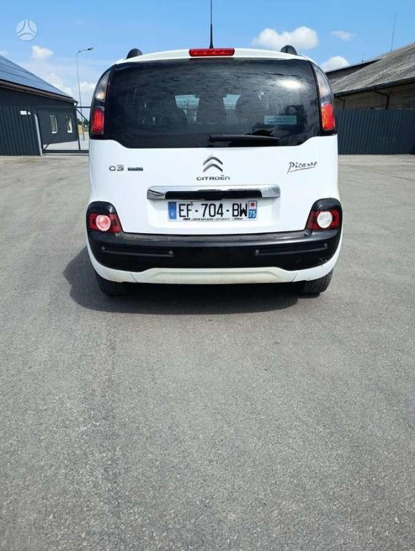 Balts Citroen c3-picasso 2016 Tauragė, ar dzinēja tilpumu 1.56 L un nobraukumu 245 tūkst. km par 3100 €, foto 8 vietnē AUTOMOTO.COM.LV