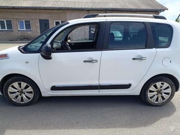 Balts Citroen c3-picasso 2016 Tauragė, ar dzinēja tilpumu 1.56 L un nobraukumu 245 tūkst. km par 3100 €, foto 10 vietnē AUTOMOTO.COM.LV