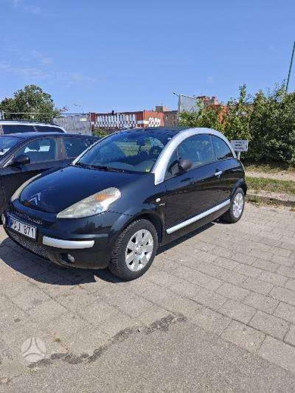 Ситроен С3 Плюриель 2008 в Клайпеда на AUTOMOTO.COM.LV Черный Ситроен С3 Плюриель 2008 в Клайпеда, объемом двигателя 1.40 л и пробегом 215 тыс. км за 1000 €, фото 1 на AUTOMOTO.COM.LV