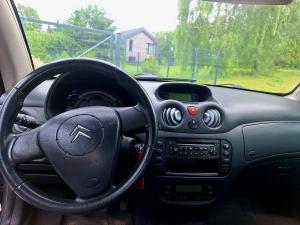 Black Citroen c3-pluriel 2005 in Vilnius, with an engine capacity of 1.40 L and mileage of 143 thousand km for 600 €, photo 10 on AUTOMOTO.COM.LV