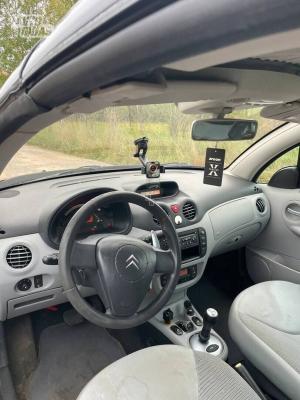 Citroen c3-pluriel 2004 Viļņa, ar dzinēja tilpumu 1.60 L un nobraukumu 261 tūkst. km par 999 €, foto 16 vietnē AUTOMOTO.COM.LV