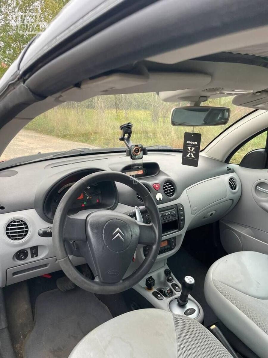 Citroen c3-pluriel 2004 Viļņa, ar dzinēja tilpumu 1.60 L un nobraukumu 261 tūkst. km par 999 €, foto 16 vietnē AUTOMOTO.COM.LV