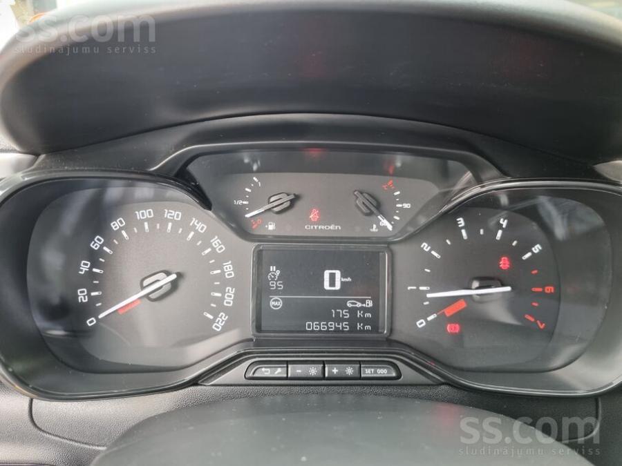 Sarkans Citroen C3 2019 Rīga, ar dzinēja tilpumu 1.20 L un nobraukumu 67 tūkst. km par 7500 €, foto 10 vietnē AUTOMOTO.COM.LV