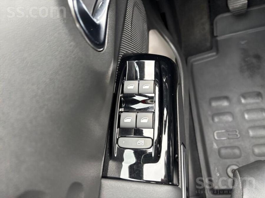 Sarkans Citroen C3 2020 Rīga, ar dzinēja tilpumu 1.20 L un nobraukumu 70 tūkst. km par 8800 €, foto 18 vietnē AUTOMOTO.COM.LV