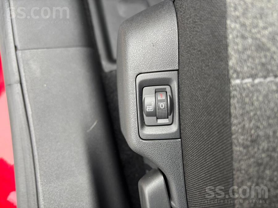 Sarkans Citroen C3 2020 Rīga, ar dzinēja tilpumu 1.20 L un nobraukumu 70 tūkst. km par 8800 €, foto 19 vietnē AUTOMOTO.COM.LV