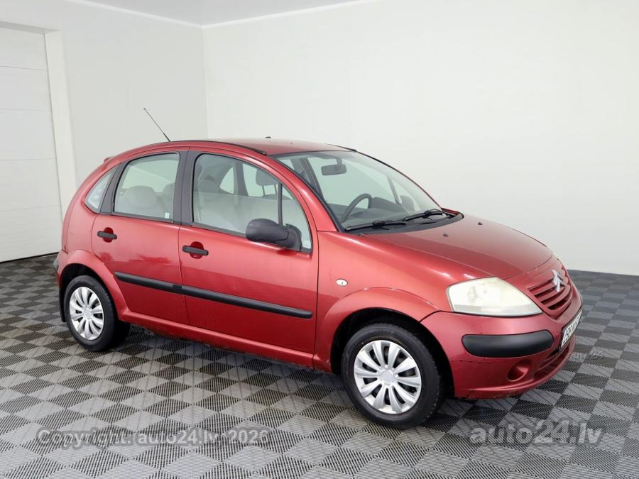Красный Ситроен С3 2005 в Таллин, объемом двигателя 1.10 л и пробегом 76 тыс. км за 699 €, фото 1 на AUTOMOTO.COM.LV