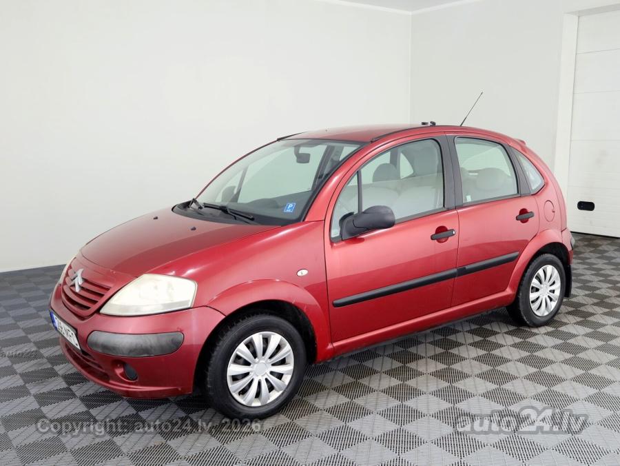 Красный Ситроен С3 2005 в Таллин, объемом двигателя 1.10 л и пробегом 76 тыс. км за 699 €, фото 3 на AUTOMOTO.COM.LV