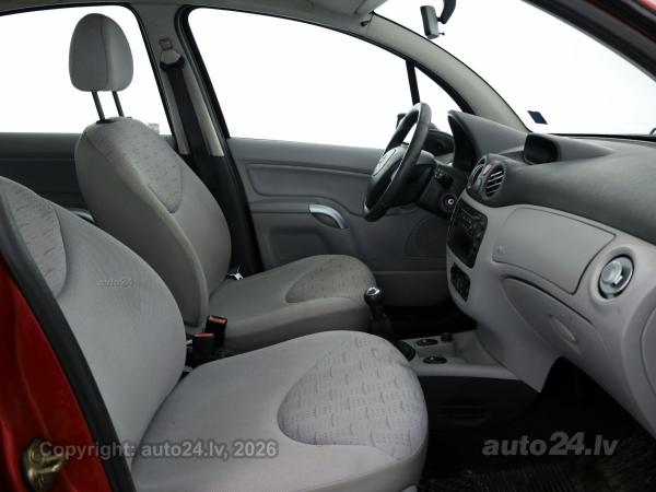 Sarkans Citroen C3 2005 Tallina, ar dzinēja tilpumu 1.10 L un nobraukumu 76 tūkst. km par 699 €, foto 6 vietnē AUTOMOTO.COM.LV