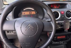 Red Citroen C3 2005 in Tallinn, with an engine capacity of 1.40 L and mileage of 92 thousand km for 999 €, photo 5 on AUTOMOTO.COM.LV