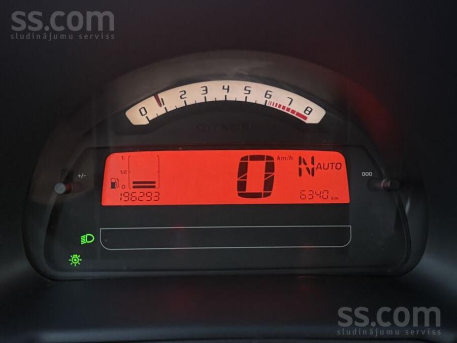 Red Citroen C3 2006 in Riga, with an engine capacity of 1.40 L and mileage of 196 thousand km for 1999 €, photo 21 on AUTOMOTO.COM.LV