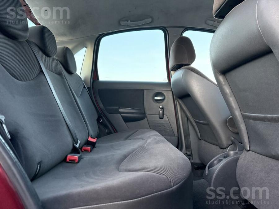 Red Citroen C3 2006 in Riga, with an engine capacity of 1.40 L and mileage of 196 thousand km for 1999 €, photo 22 on AUTOMOTO.COM.LV