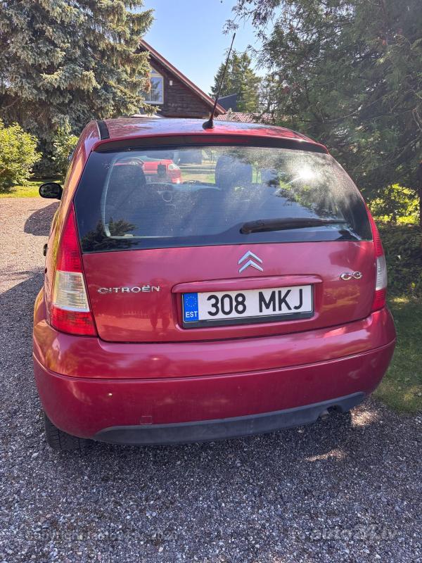 Sarkans Citroen C3 2007 Tallina, ar dzinēja tilpumu 1.40 L un nobraukumu 112 tūkst. km par 1800 €, foto 3 vietnē AUTOMOTO.COM.LV