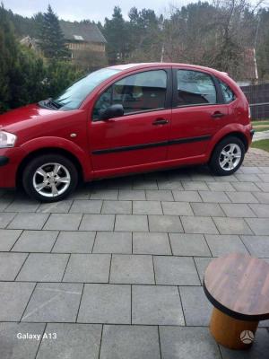 Sarkans Citroen C3 2008 Viļņa, ar dzinēja tilpumu 1.12 L un nobraukumu 122 tūkst. km par 650 €, foto  vietnē AUTOMOTO.COM.LV
