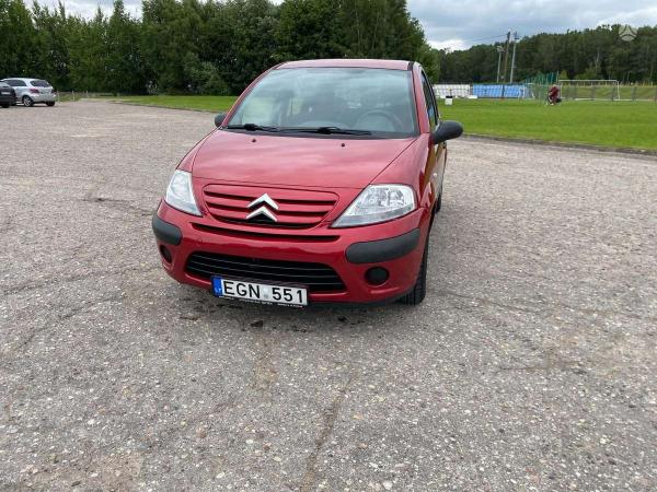 Red Citroen C3 2008 in Mazeikiai, with an engine capacity of 1.36 L and mileage of 112 thousand km for 1100 €, photo 7 on AUTOMOTO.COM.LV