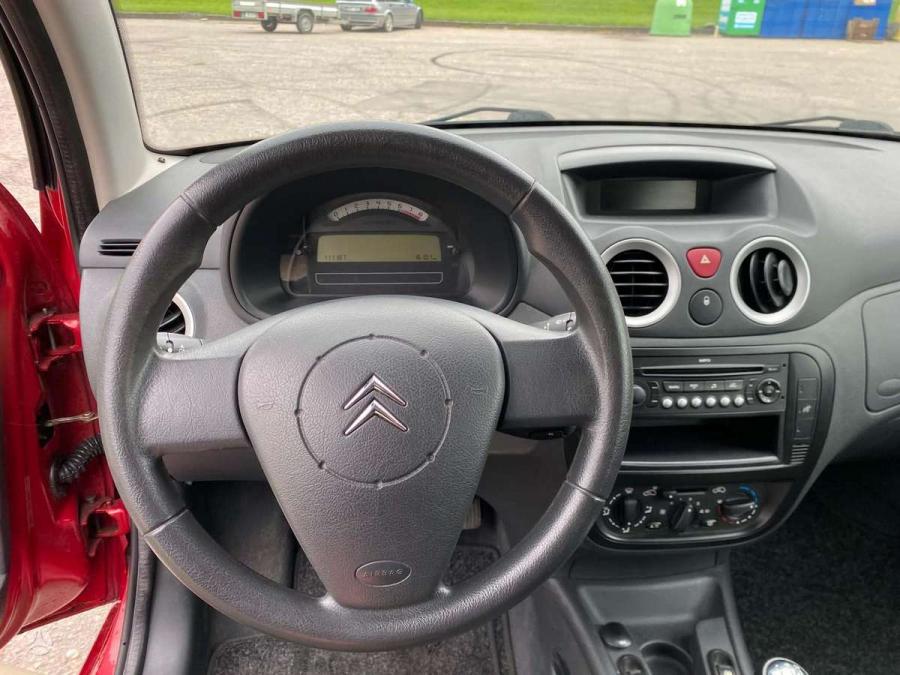 Red Citroen C3 2008 in Mazeikiai, with an engine capacity of 1.36 L and mileage of 112 thousand km for 1100 €, photo 10 on AUTOMOTO.COM.LV