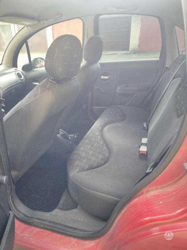 Sarkans Citroen C3 2008 Viļņa, ar dzinēja tilpumu 1.12 L un nobraukumu 163 tūkst. km par 600 €, foto 7 vietnē AUTOMOTO.COM.LV