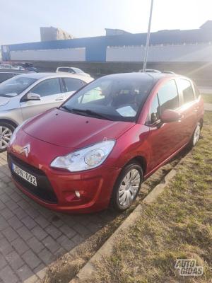 Sarkans Citroen C3 2010 Kauņa, ar dzinēja tilpumu 1.60 L un nobraukumu 141 tūkst. km par 1250 €, foto 3 vietnē AUTOMOTO.COM.LV