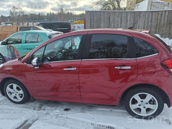 Red Citroen C3 2012 in Kuldiga, with an engine capacity of 1.60 L and mileage of 144 thousand km for 4000 €, photo 3 on AUTOMOTO.COM.LV
